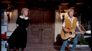 Singing together GIF - Conseguir o melhor gif em GIFER