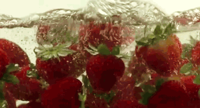 Strawberris гифки, анимированные GIF изображения strawberris - скачать ...