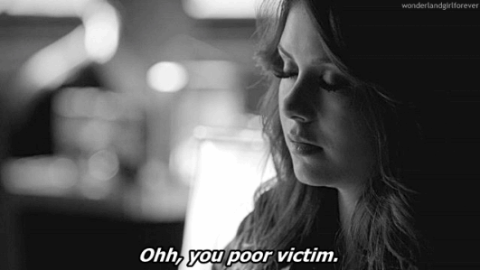 Victima GIF - Conseguir el mejor gif en GIFER