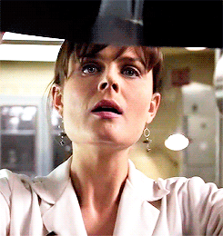 Bones set GIF - Conseguir o melhor gif em GIFER