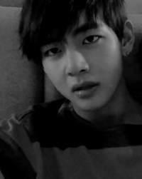 V GIFs - Get the best gif on GIFER