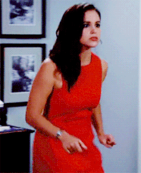 Boys in red dress GIF - Conseguir o melhor gif em GIFER