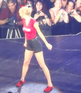 Taylor swifts dancing GIF - Conseguir o melhor gif em GIFER