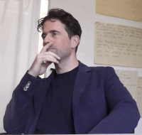 Curator GIFs - Get the best gif on GIFER