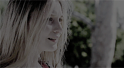 Annette bening GIFs - Get the best gif on GIFER