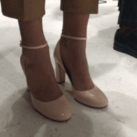 Shoes GIFs - Get the best gif on GIFER