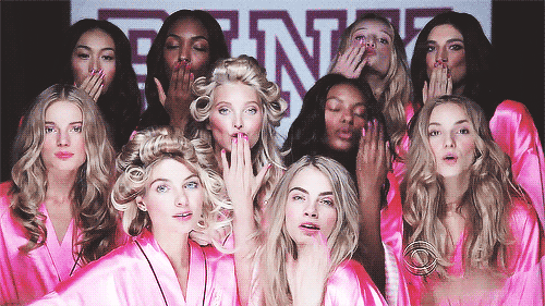 Desfile de moda de victorias secret GIF - Conseguir o melhor gif em GIFER