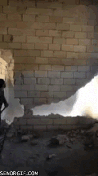 Стена GIFs - Get the best gif on GIFER