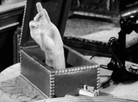 Addams гифки, анимированные GIF изображения addams - скачать гиф ...