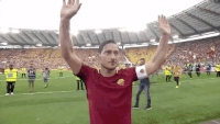 Capitano GIFs - Get the best gif on GIFER