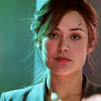 Raymond reddington GIFs - Get the best gif on GIFER