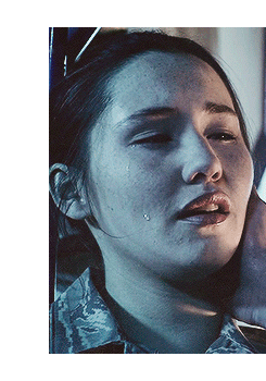 Lorna bucket GIF - Conseguir o melhor gif em GIFER
