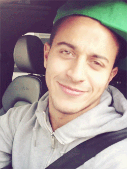 Thiago alcantara GIFs - Obtenez le meilleur gif sur GIFER