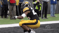 Hawkeyes GIFs - Get the best gif on GIFER