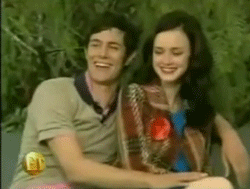 Some favorite people crossing paths GIF - Conseguir o melhor gif em GIFER