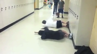 Hall high GIF - Conseguir o melhor gif em GIFER