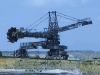 Mining GIFs - Get the best gif on GIFER