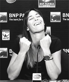Flavia GIFs - Get the best gif on GIFER