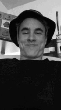 Kian O2l Gif