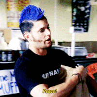 Heroe GIFs - Get the best gif on GIFER