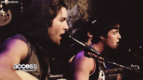 Coming together as one GIF - Conseguir o melhor gif em GIFER