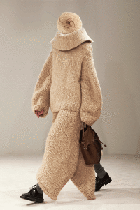 Swarovski sweater GIFs - Get the best gif on GIFER