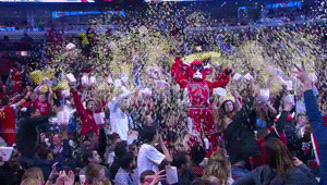 Benny the bull GIF - Conseguir o melhor gif em GIFER