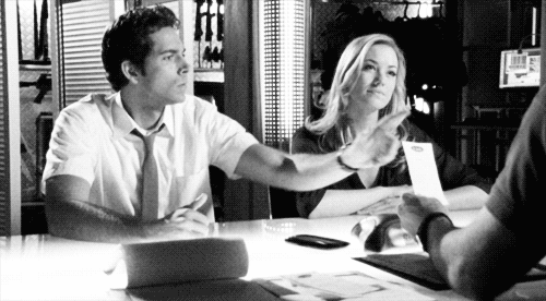 Chuck sarah casey GIFs - Obtenez le meilleur gif sur GIFER