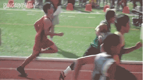 Woman running to fallen woman GIF - Conseguir el mejor gif en GIFER