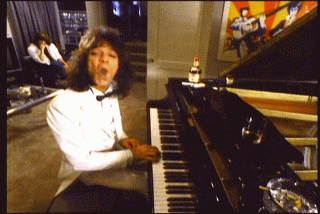 Entranced GIFs - Get the best gif on GIFER