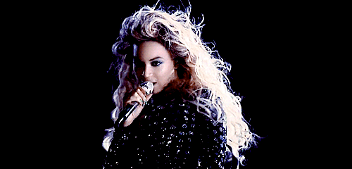 Chanteuse GIFs - Obtenez le meilleur gif sur GIFER