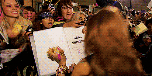 Autographs гифки, анимированные GIF изображения autographs - скачать ...