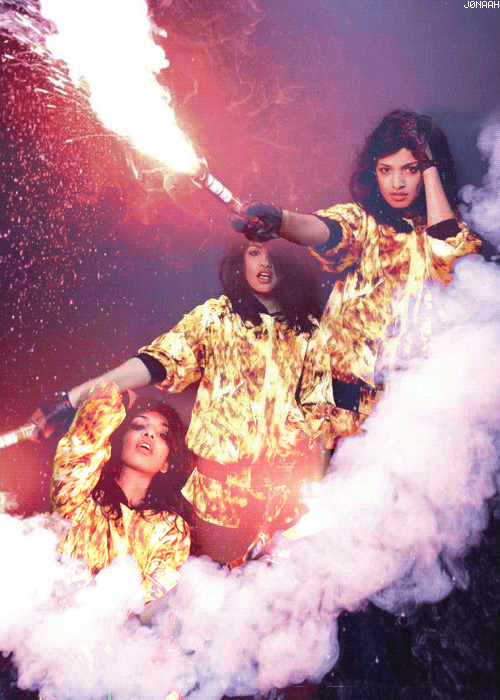 Illygirl GIFs - Get the best gif on GIFER