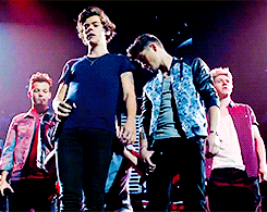 Tumblr hates me GIF - Conseguir o melhor gif em GIFER