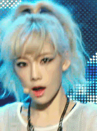 Taeyeon GIFs - Get the best gif on GIFER