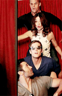 Tv guide GIFs - Get the best gif on GIFER