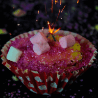 Cracker GIFs - Get the best gif on GIFER