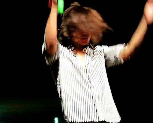 Harry Styles Hair Flip