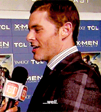 Snickering GIFs - Get the best gif on GIFER