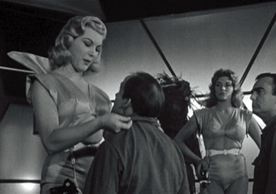 Victor is back GIF - Conseguir el mejor gif en GIFER