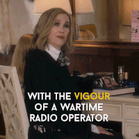 Moira rose GIFs - Get the best gif on GIFER