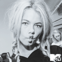 Modell GIFs - Get the best gif on GIFER