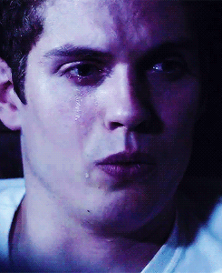 Crying daniel gives me life GIF - Conseguir o melhor gif em GIFER