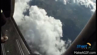 Jump out of the airplane GIF - Conseguir o melhor gif em GIFER