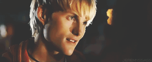 Toby hemingway GIF - Conseguir o melhor gif em GIFER