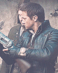 Armed GIFs - Get the best gif on GIFER