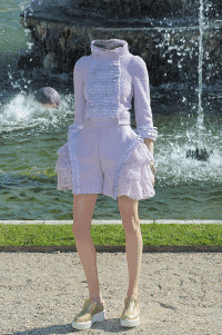 Headless GIFs - Get the best gif on GIFER