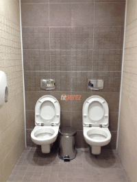 Toilettes GIFs - Get the best gif on GIFER