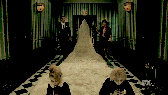 Coutess GIFs - Get the best gif on GIFER
