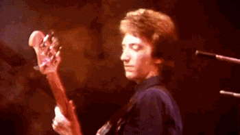 John deacon GIF - Conseguir o melhor gif em GIFER